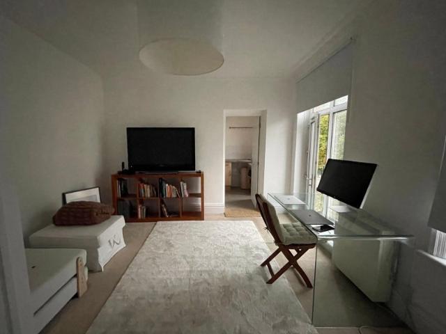 South Kensington Studio