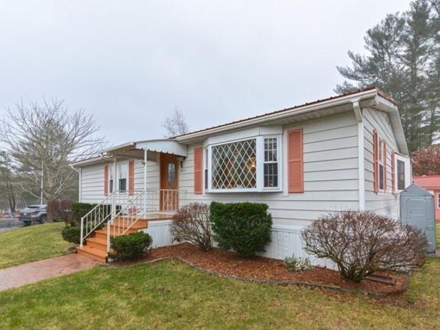 South Meadow Vlg, Carver, Property For Sale