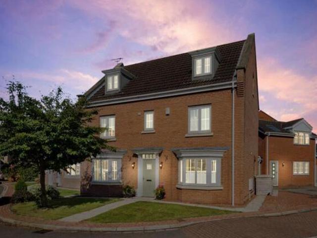 South Milford, The Bales, Leeds, 6 Bedroom Detached