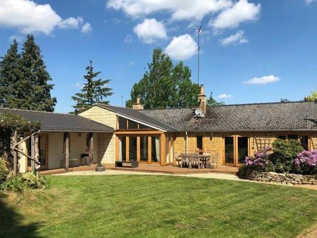 South Newington, Nr Banbury, 6 Bedroom Detached