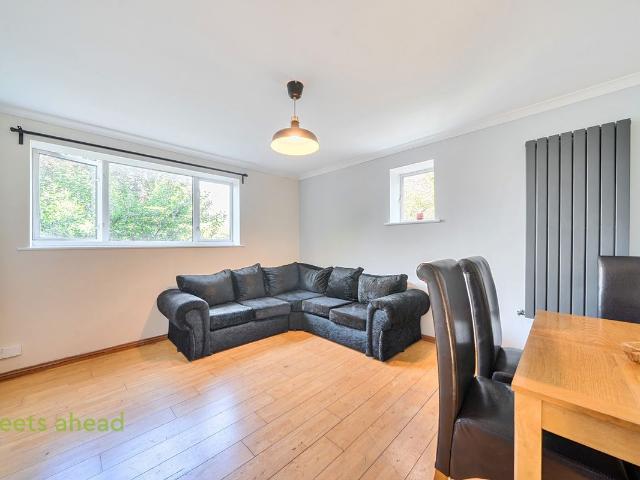 South Norwood Hill, London SE25, 1 bed flat to rent, £1,450 pcm | PrimeLocation