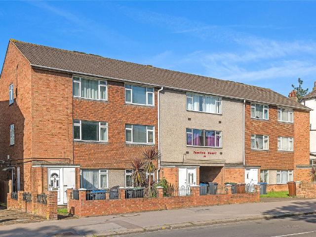 South Norwood Hill, London SE25, 1 bed flat to rent, £2,000 pcm | PrimeLocation