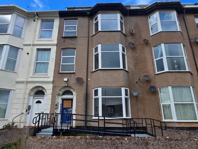 South Parade, Abergele, Pensarn LL22, 1 bed flat to rent, £600 pcm | PrimeLocation