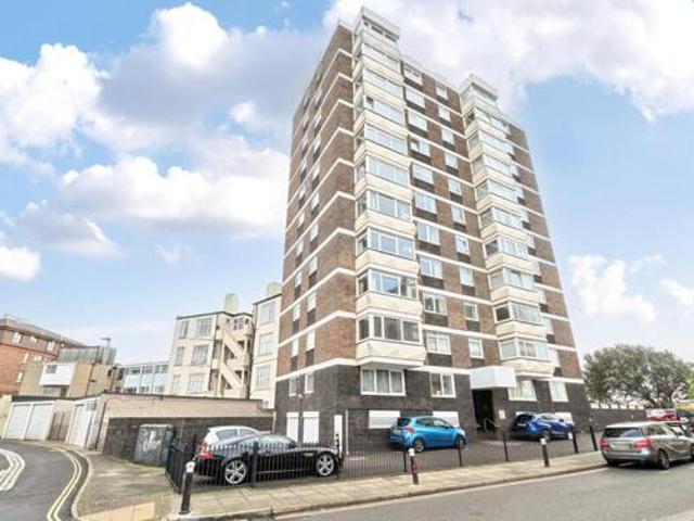 South Parade, Southsea, 2 Bedroom Flat