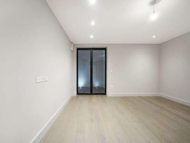 South Park Hill Road, South Croydon, CR2
