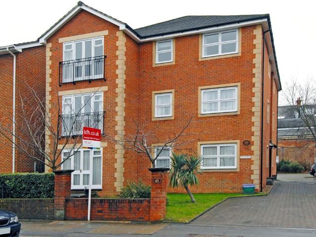 South Park Road, Wimbledon, London SW19, 2 bed flat to rent, £2,100 pcm | PrimeLocation