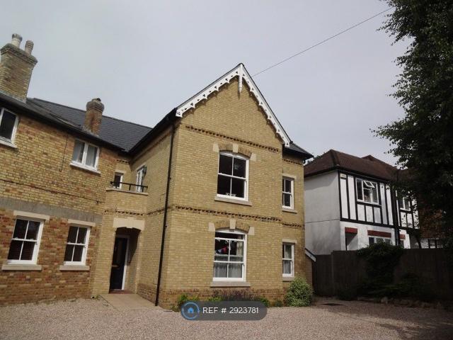 South Park, Sevenoaks TN13, 2 bed flat to rent, £1,795 pcm | PrimeLocation