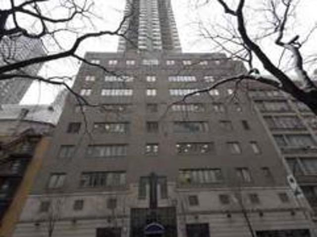 South Park Tower: 2 bd 1 ba