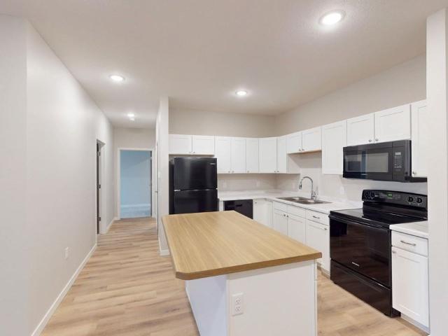 South Pointe Apartments 2 Bedroom Apartment for Rent at 4807 Council Pointe Rd, Council Bluffs, IA 51501