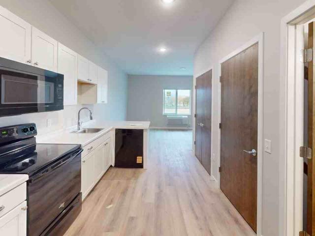 South Pointe Apartments Studio Apartment for Rent at 4807 Council Pointe Rd, Council Bluffs, IA 51501