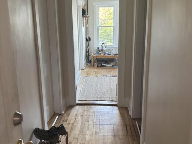 South Portland apartment, room opens Sep 1