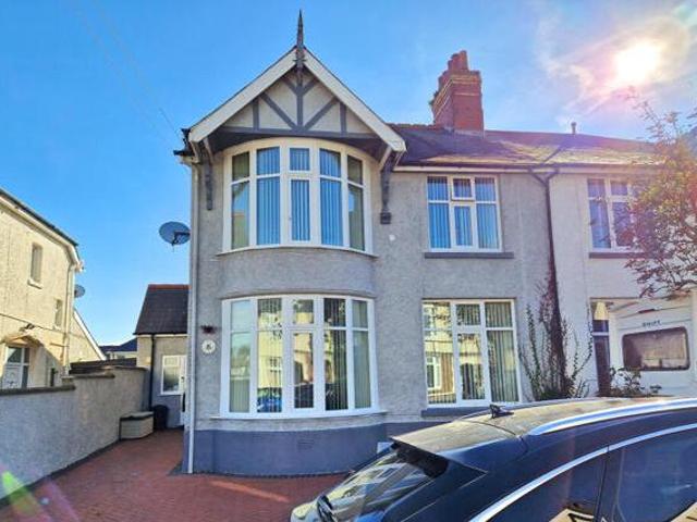 South Place, Porthcawl, 3 Bedroom Semi detached