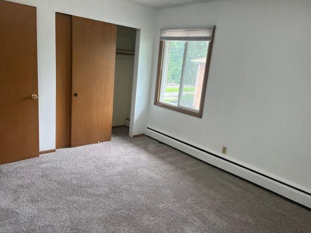South Pleasant Apartments 2 Bedroom Apartment for Rent at 6321 6321 6329 Pleasant Ave S, Richfield, MN 55423 Southwest Richfield