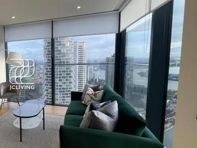 South Quay Walk, London, E14 9RT, United Kingdom | 2 bed house for rent #167544456 | Rentberry