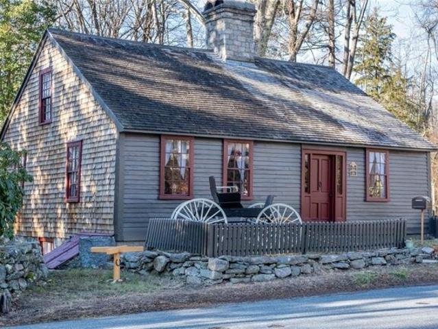 South Rd, South Kingstown, Home For Sale