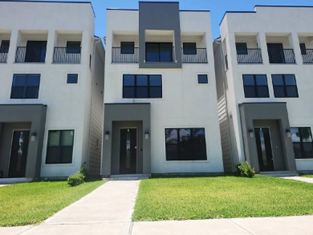 South Richmond Avenue Unit 3