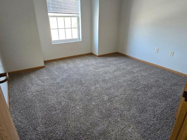 South Ridge Apartments 2 Bedroom Apartment for Rent at 2315 Greenwald St, Bellevue, NE 68123