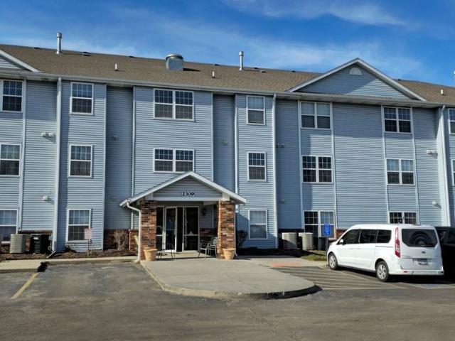 South Ridge Apartments 2 Bedroom Apartment for Rent at 2315 Greenwald St, Bellevue, NE 68123