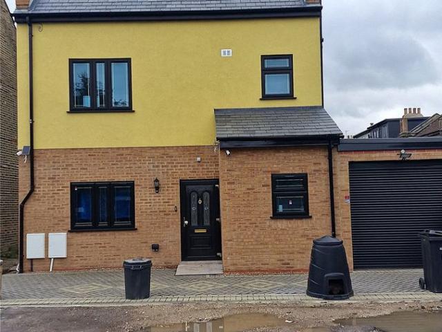 South Road, Chadwell Heath RM6, 3 bed end terrace house to rent, £2,500 pcm | PrimeLocation
