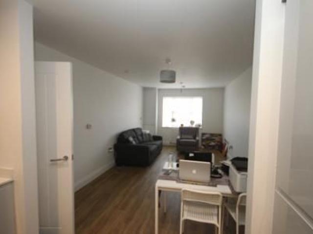South Road, Luton, LU1