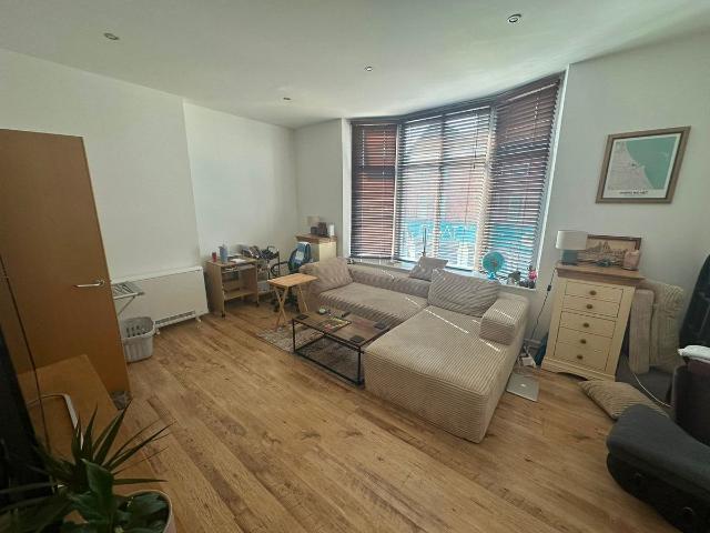 South Road, Waterloo, Liverpool L22, 1 bed flat to rent, £695 pcm | PrimeLocation