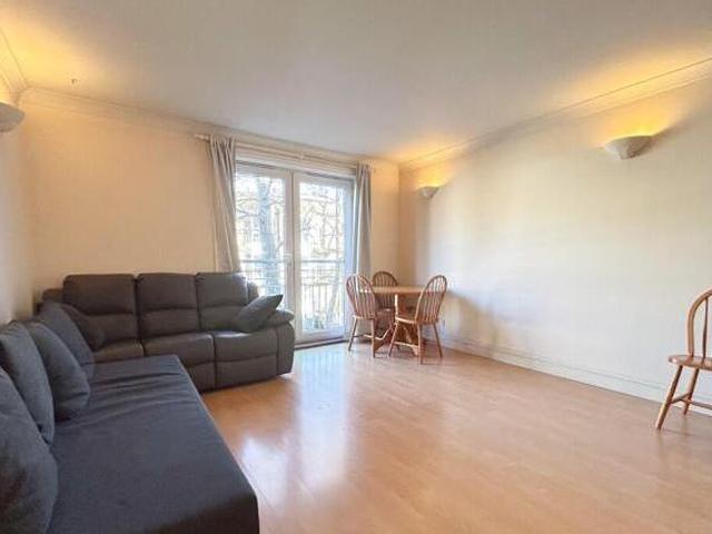 South Sea Street, London, 1 Bedroom Flat