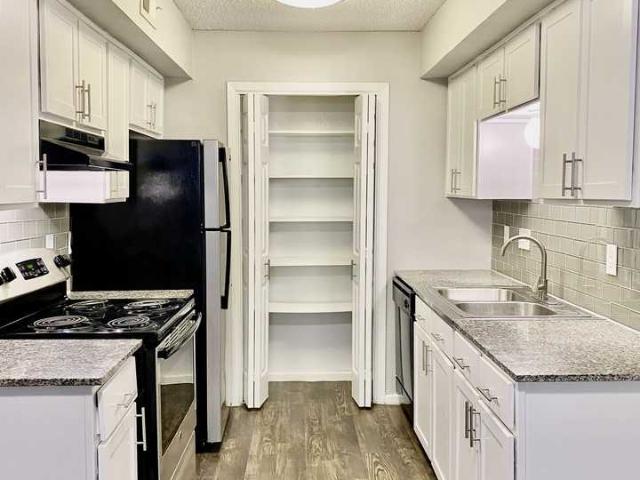 South Shore 2 Bedroom Apartment for Rent at 2005 Willow Creek Dr, Austin, TX 78741 Riverside