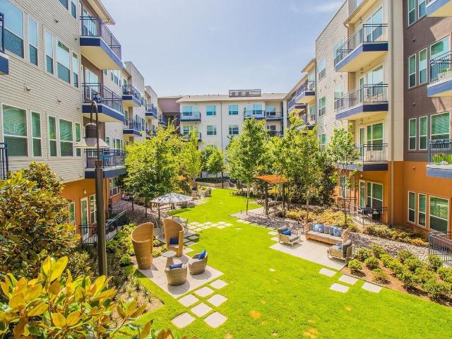 South Side Flats 2 Bedroom Apartment for Rent at 1210 Botham Jean Blvd, Dallas, TX 75215 Cedars