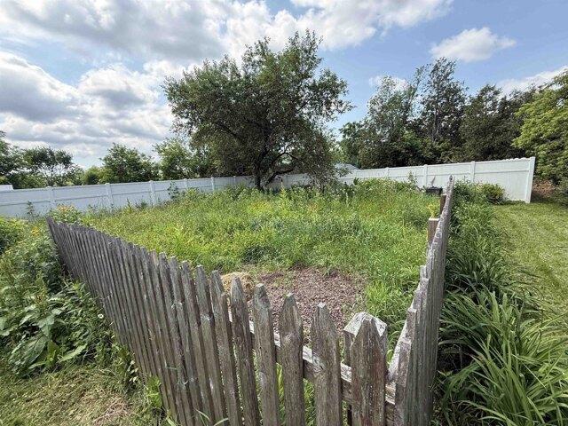 South St, Lyndon, Home For Sale