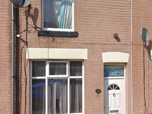 South Street, Bolton BL3, 2 bed terraced house to rent, £850 pcm | PrimeLocation