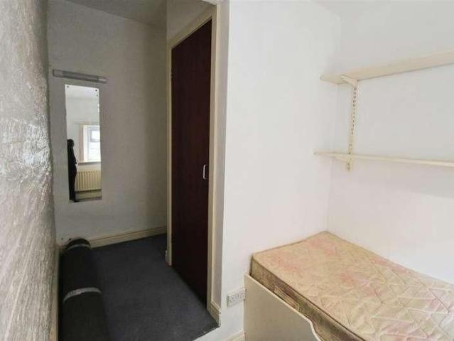 South Street, Denholme, Bradford, BD13