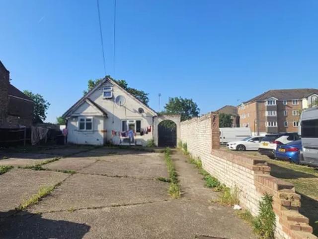 South Street, London, EN3 4LB, United Kingdom | 3 bed house for rent #168154034 | Rentberry
