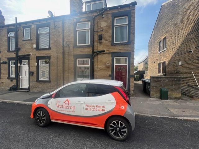 South Street, Morley, Leeds LS27, 2 bed terraced house to rent, £850 pcm | PrimeLocation