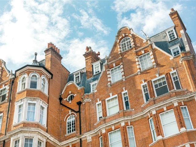 South Street, W1K