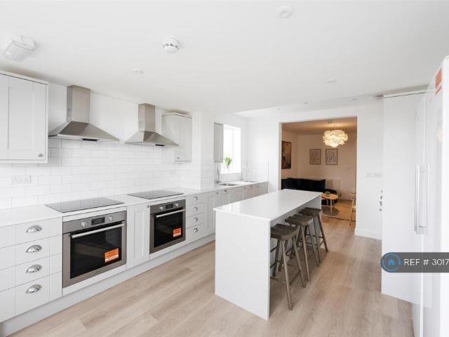 Southmead Road, Bristol, BS10 7 bed terraced house to rent £5,075 pcm £1,171 pw