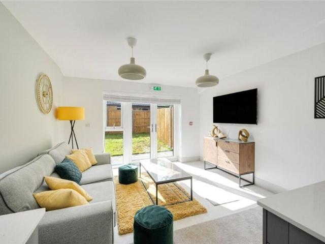 Southmead Road, Filton