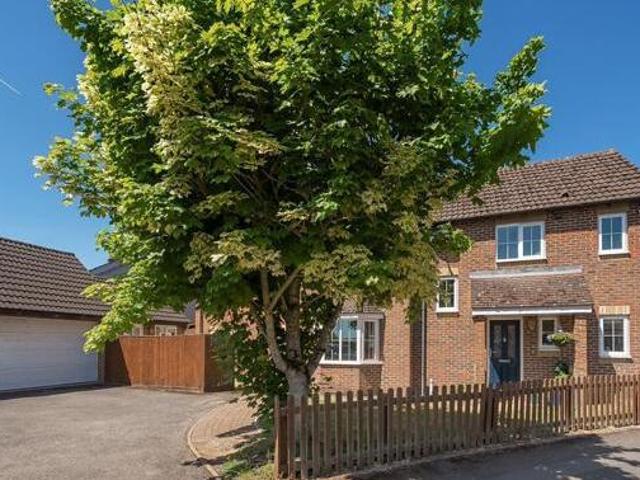 Southmoor, Abingdon, 5 Bedroom Detached