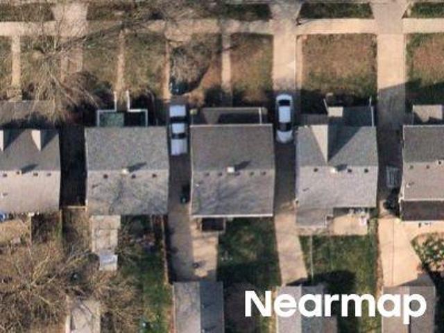 Southmoor Dr