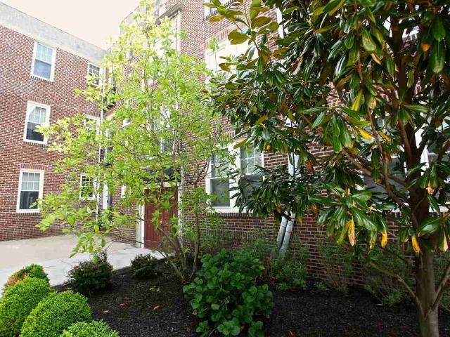 Southmore Court in Havertown 1 Bedroom Apartment for Rent at 2033 Darby Rd, Havertown, PA 19083
