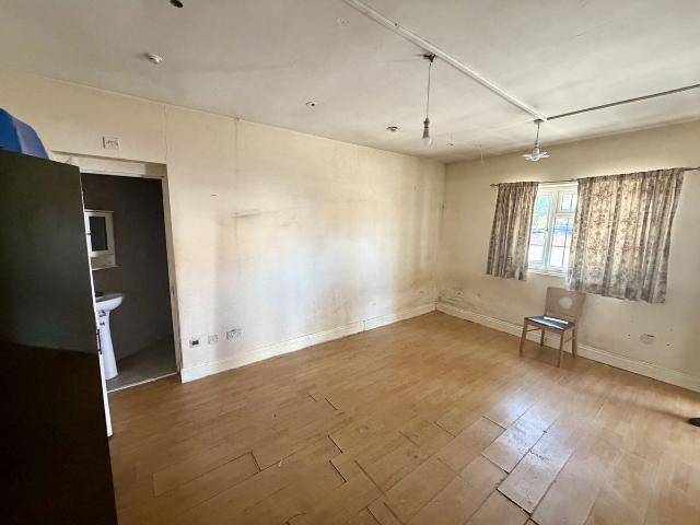 Southall UB1, 1 bed flat to rent, £1,200 pcm | PrimeLocation
