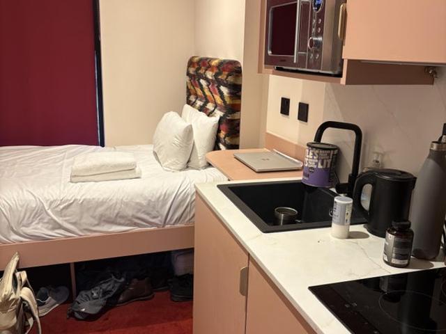 Southall &Soul Private room en suite