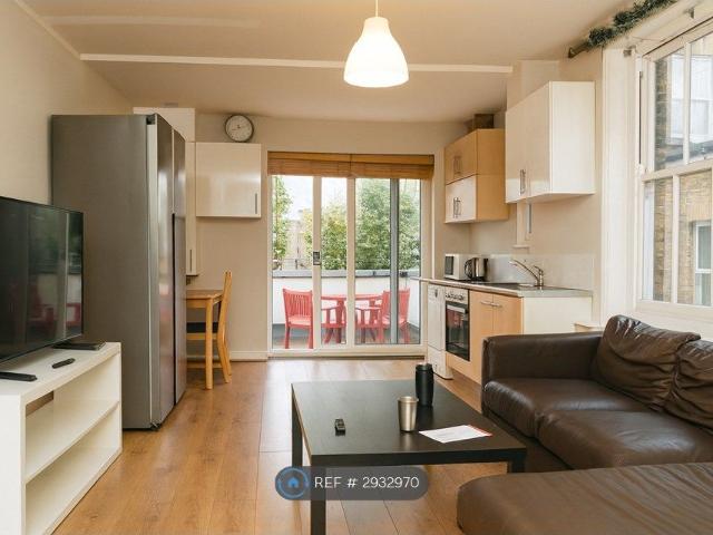 Southampton Way, London SE5, Room to rent, £1,050 pcm | PrimeLocation