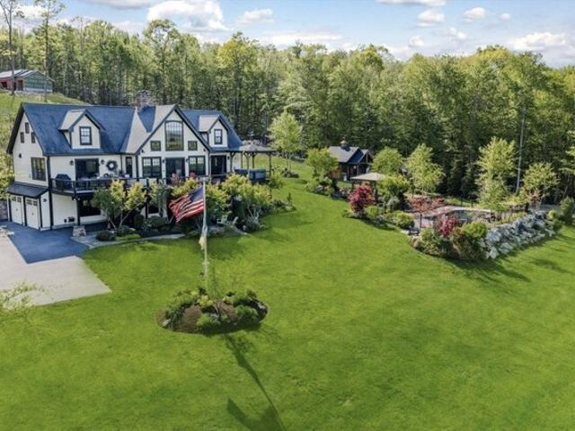 Southampton Rd, Westhampton, Home For Sale