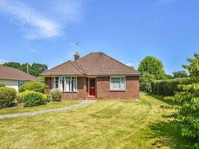 Southampton Road, Cadnam, 2 Bedroom Detached