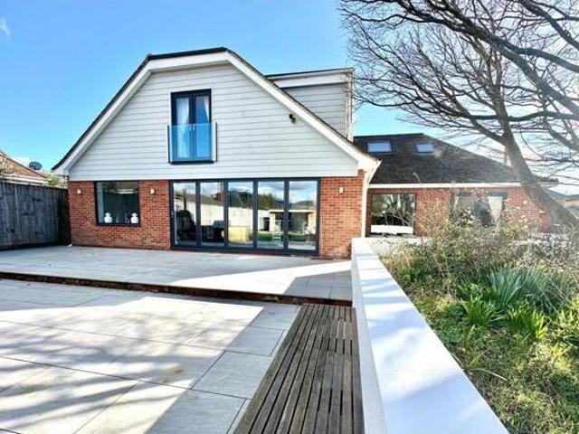 Southampton Road, Ringwood, 4 Bedroom Detached
