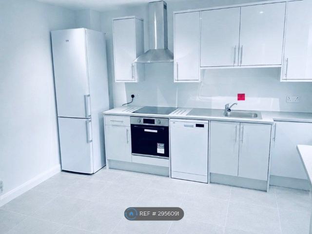 Southampton St, Reading RG1, 1 bed flat to rent, £1,100 pcm | PrimeLocation