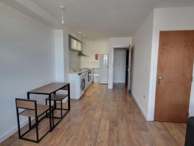 Southampton Street, Leicester LE1, 2 bed flat to rent, £1,100 pcm | PrimeLocation