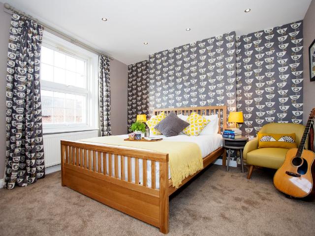 Southampton Street, Reading, Berkshire RG1, Room to rent, £825 pcm | PrimeLocation