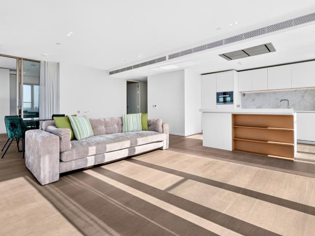 Southbank Tower, London, SE1 | £7,500 PCM | To let