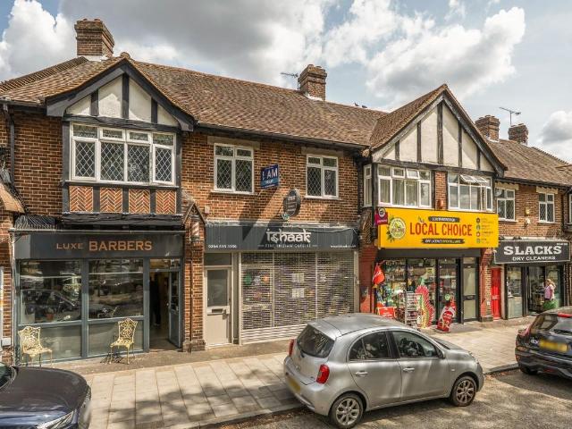 Southborough Lane, Bromley BR2, 2 bed flat to rent, £1,500 pcm | PrimeLocation